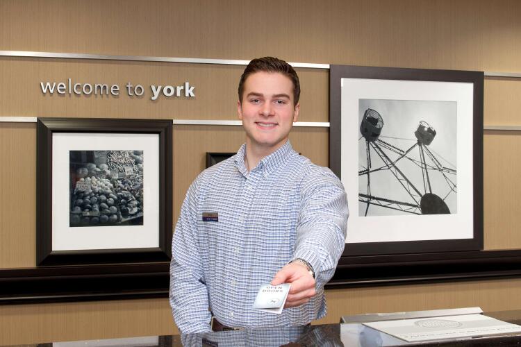 Hampton Inn & Suites York South - Marietta, PA