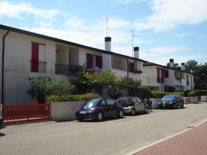 Newly Renovated Villa With Private Garden - Caorle