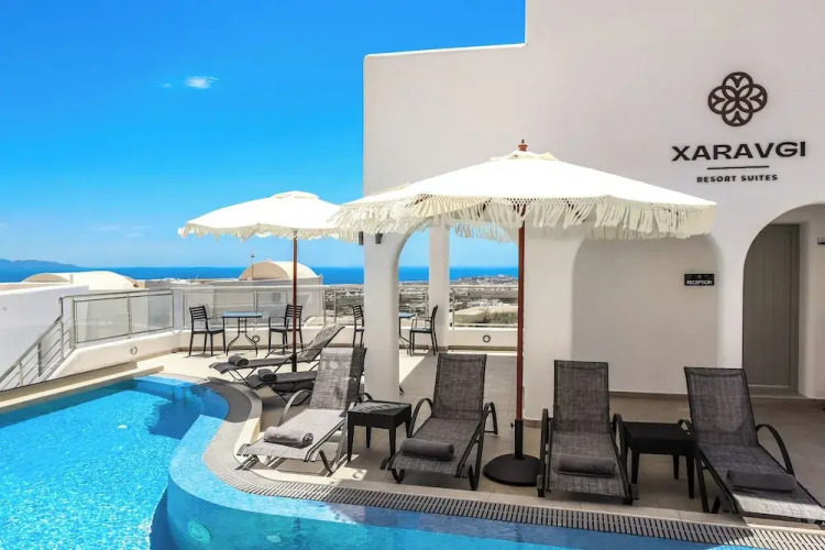 Xaravgi Resort Suites - Santorini
