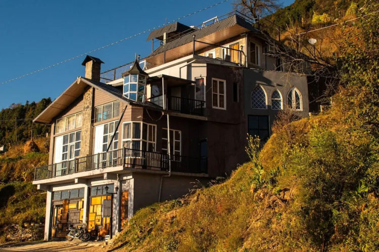 The Celebrè- A Little Castle Homestay - Kanatal