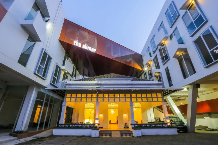 Alimar Hotel - Malang