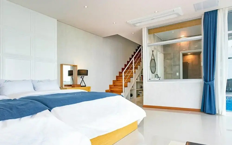 Yeosu Marine Terrace Poolvilla - Yeosu-si