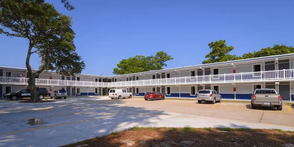 Heart Of Manteo Motor Lodge - Nags Head, NC