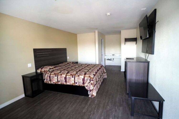 Airport Stay Motel - Upland, CA