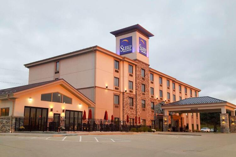 Sleep Inn & Suites Belmont / St. Clairsville - 벨몬트