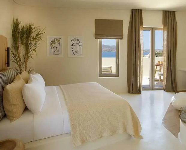 White Pebble Suites - Milos