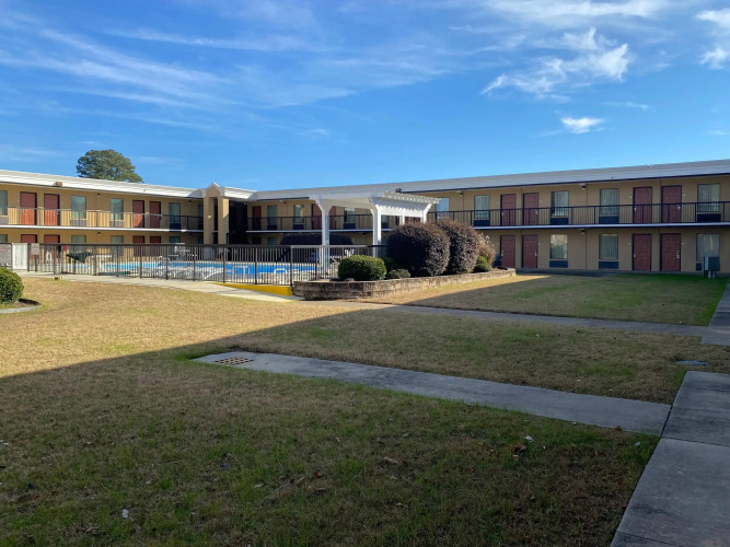 Quality Inn Elizabeth City Near University - Camden, NC
