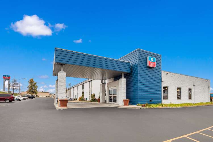 Surestay Plus Hotel By Best Western Jasper - Jasper, IN