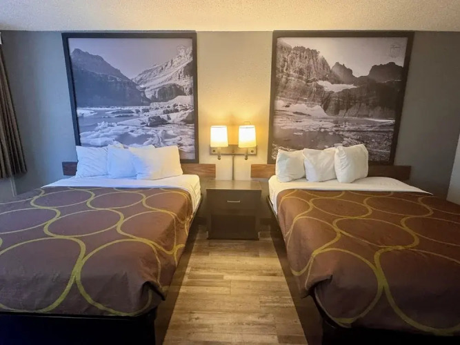 Super 8 By Wyndham Great Falls City Center - Great Falls, MT