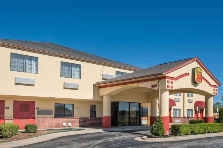 Super 8 Claremore Ok - Oklahoma