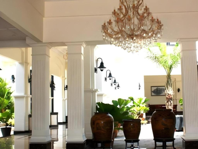 Colonial Hotel Makassar - 마카사르