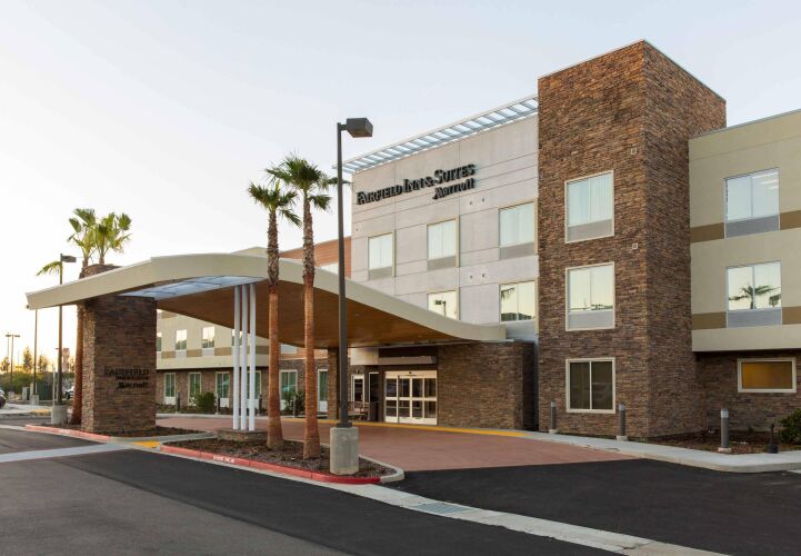 Fairfield Inn & Suites By Marriott Sacramento Folsom - Folsom, CA