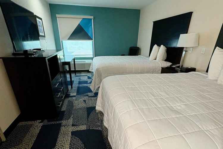 Baymont By Wyndham Iowa Lake Charles - Iowa