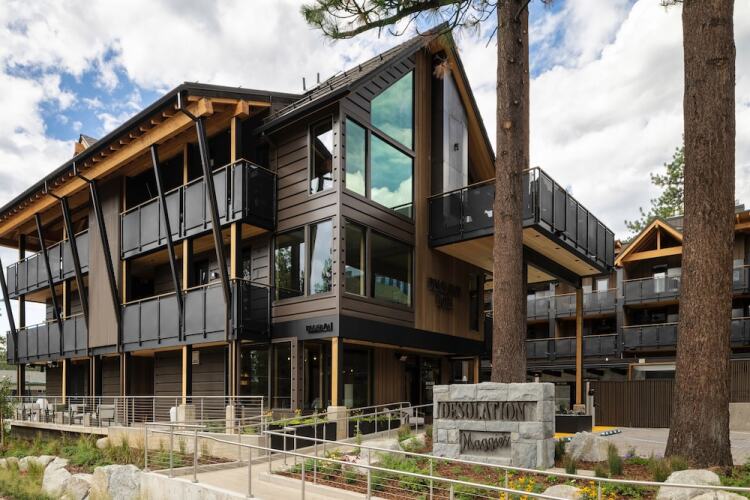 Desolation Hotel - Lake Tahoe