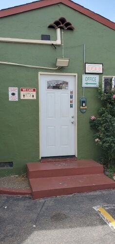 Green Spot Motel - Victorville, CA