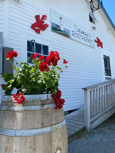 Spinneys Guesthouse & Beach Cottages - Maine