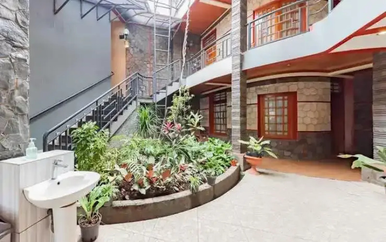 Urbanview Hotel Villa Surya Bandung - Bandung