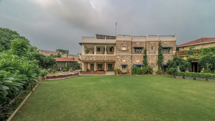 Niravi Jaipur - Jaipur