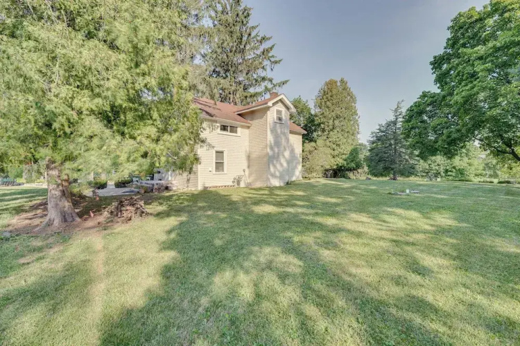 Powers Lake Home W/ Patio - 9 Mi To Lake Geneva! - Fox Lake, IL