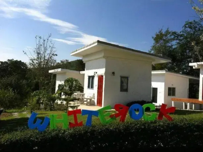 Whiterock Resort - Pak Chong