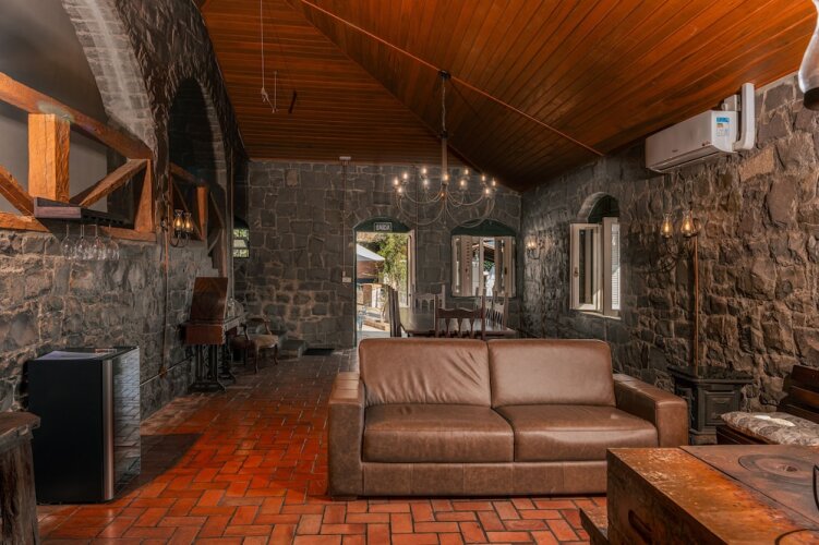 Casa De Pedra Mena Kaho - Bento Gonçalves