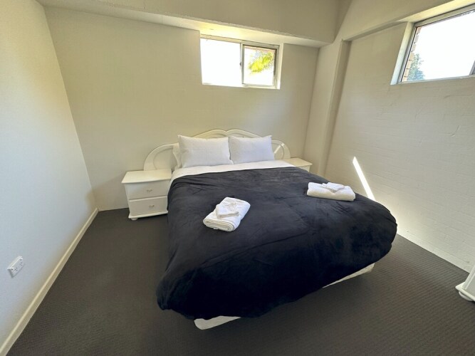 Central Ground Floor Apartment - Grafton
