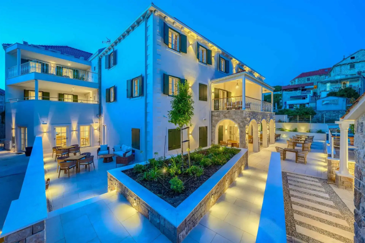 Hotel Brattia - Brač