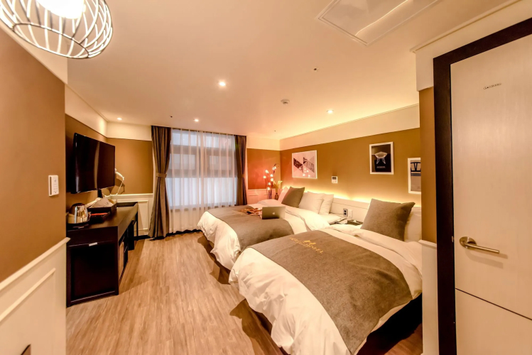 Jeju Hertz Hotel - Jeju