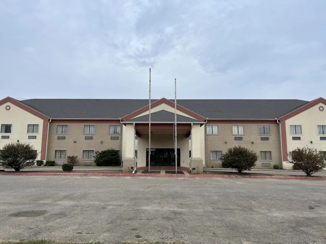 Hiway Inn Express - Grant, OK