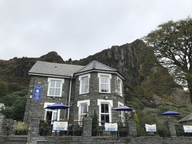 Isallt Guest House - Blaenau Ffestiniog