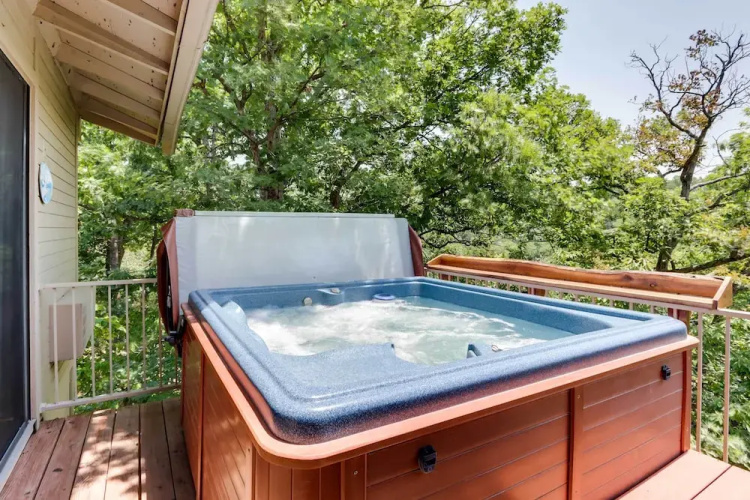 Hot Tub & Deck: Margaritaville Resort Retreat! - Sunrise Beach, MO