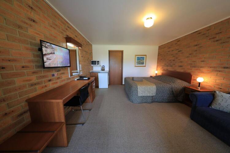 Quays Motel San Remo - San Remo
