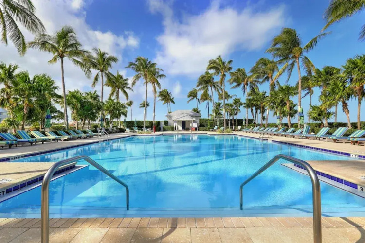 Waterfront Luxury Villa With Sunset Views And Boat Slip 3 Bedroom Townhouse By Redawning - Duck Key, FL