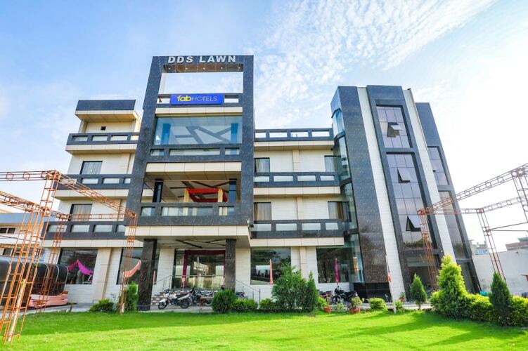 Fabhotel Dds - Lucknow
