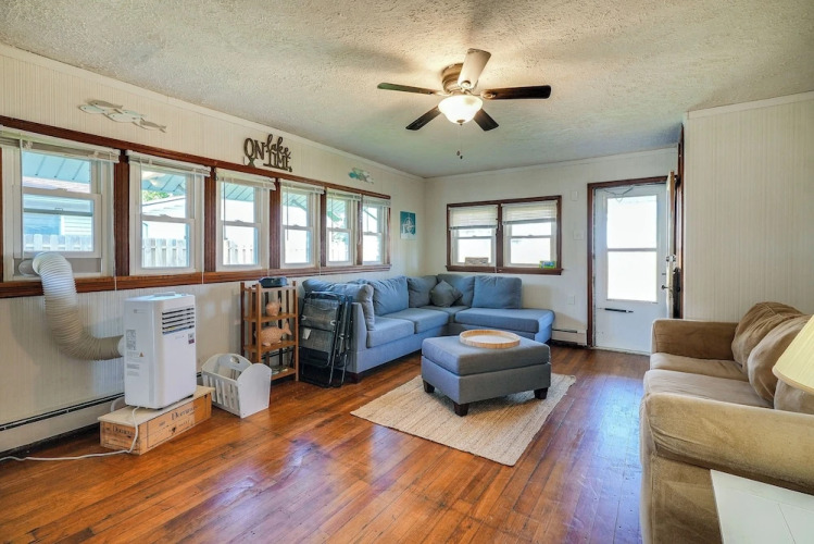 Downtown Russells Point Cottage Near Indian Lake! - Indian Lake, OH
