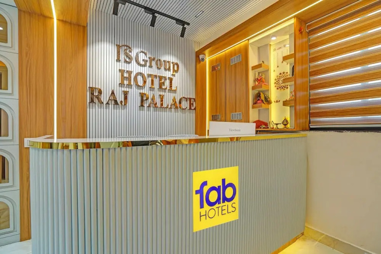 Fabhotel Raj Palace I - Ahmedabad