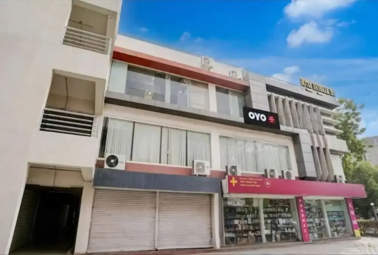 Hotel Shubham Inn Thaltej - Ahmedabad