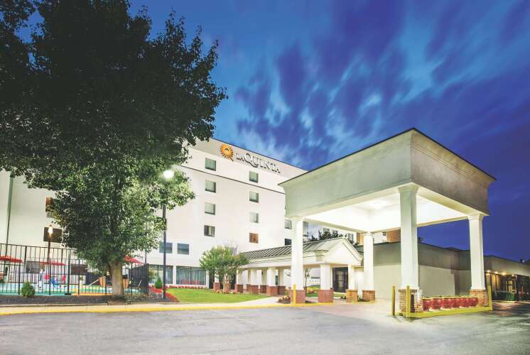 La Quinta Inn & Suites By Wyndham Dc Metro Capital Beltway - Cheltenham, MD