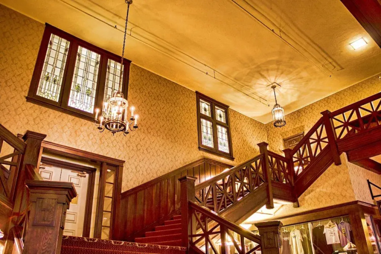 The Historic Summit Inn - Ohiopyle, PA