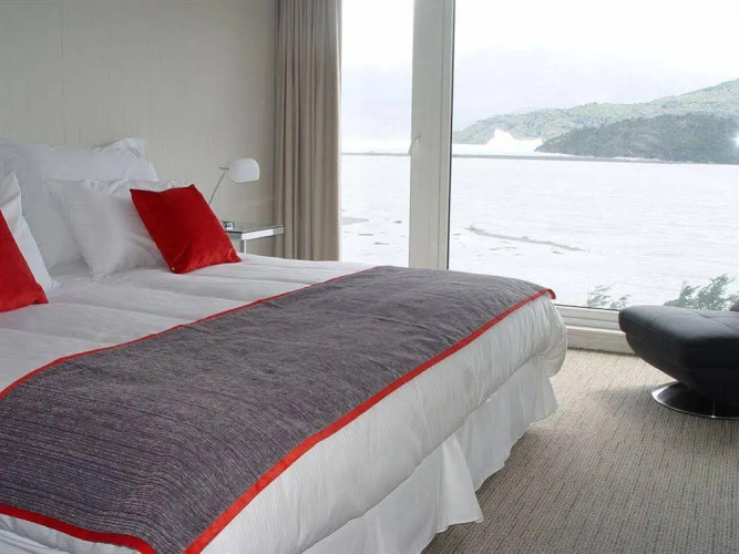 Hotel Lago Grey - Punta Arenas