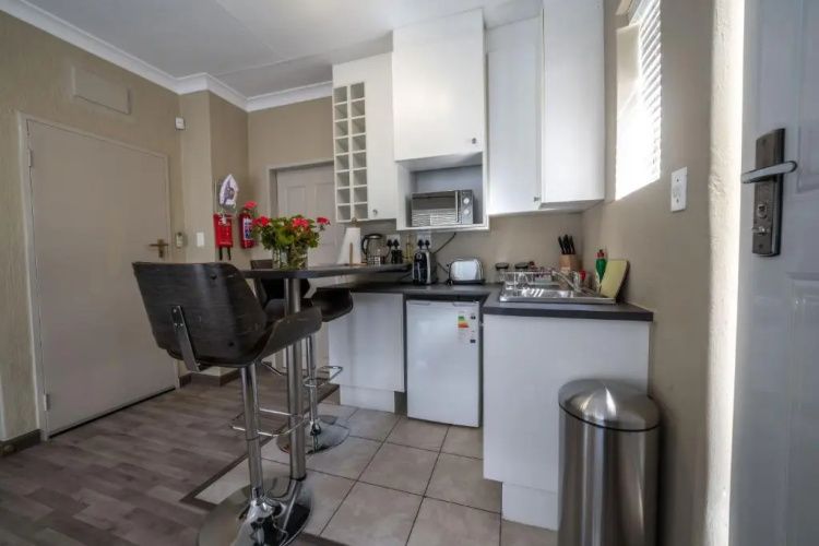 The Haystack On Cowley - Midrand