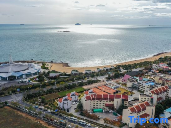 Qingdao Meteorological Holiday Resort - Qingdao