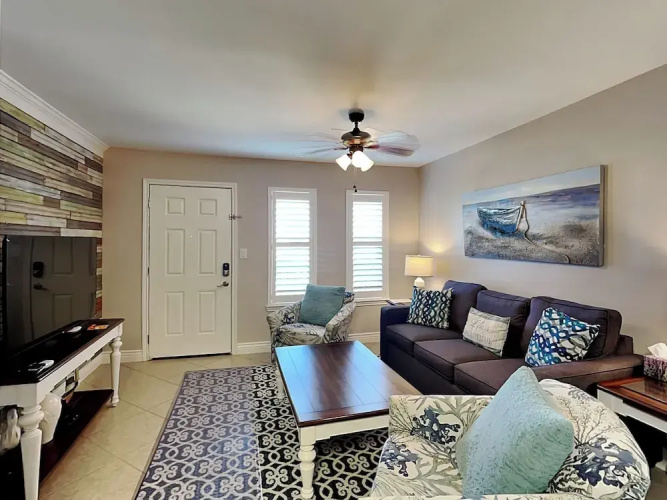 Kontiki Beach Resort #317 By Miss Kitty’s - Texas