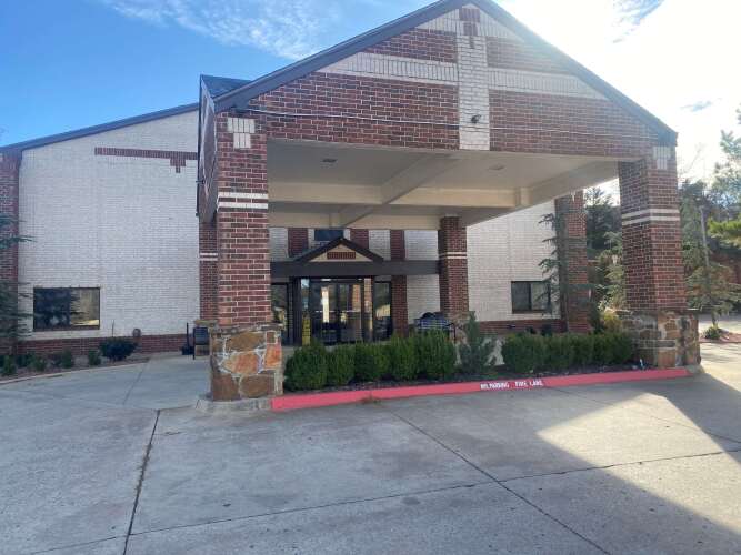 Surestay Plus Hotel By Best Western Edmond - Oklahoma City, OK