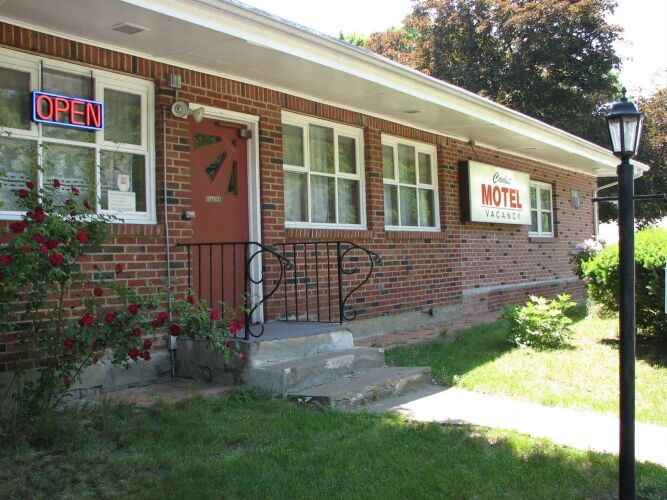 Cadet Motel - Newburgh, NY