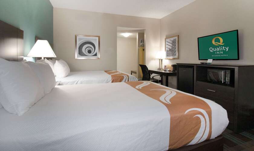 Quality Inn - Warren, MI