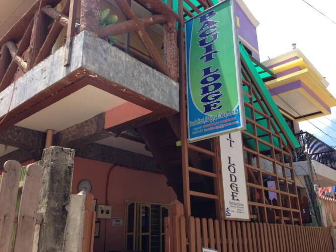 Hutch Lodge - El Nido