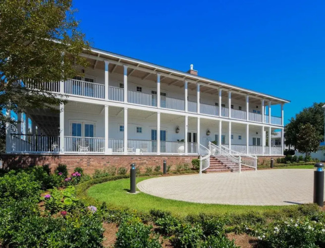 Oyster Bay Boutique Hotel - Pensacola, FL