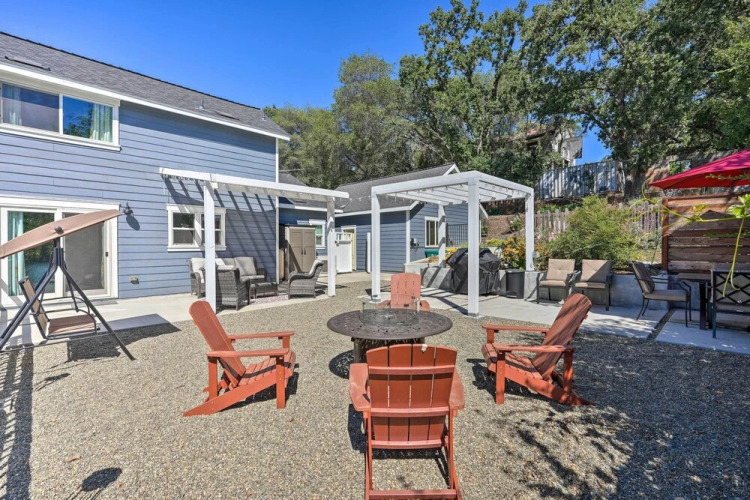 Sierra Sunset Inn - 3 Miles To Placerville! - Placerville, CA