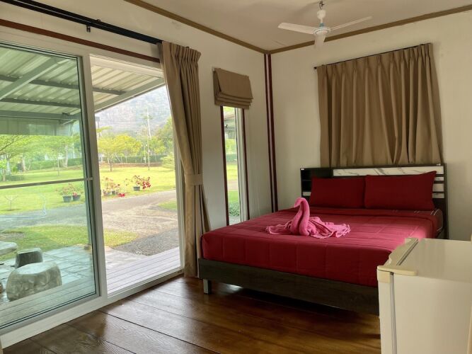 Baan Apa Erawan Resort - Kanchanaburi